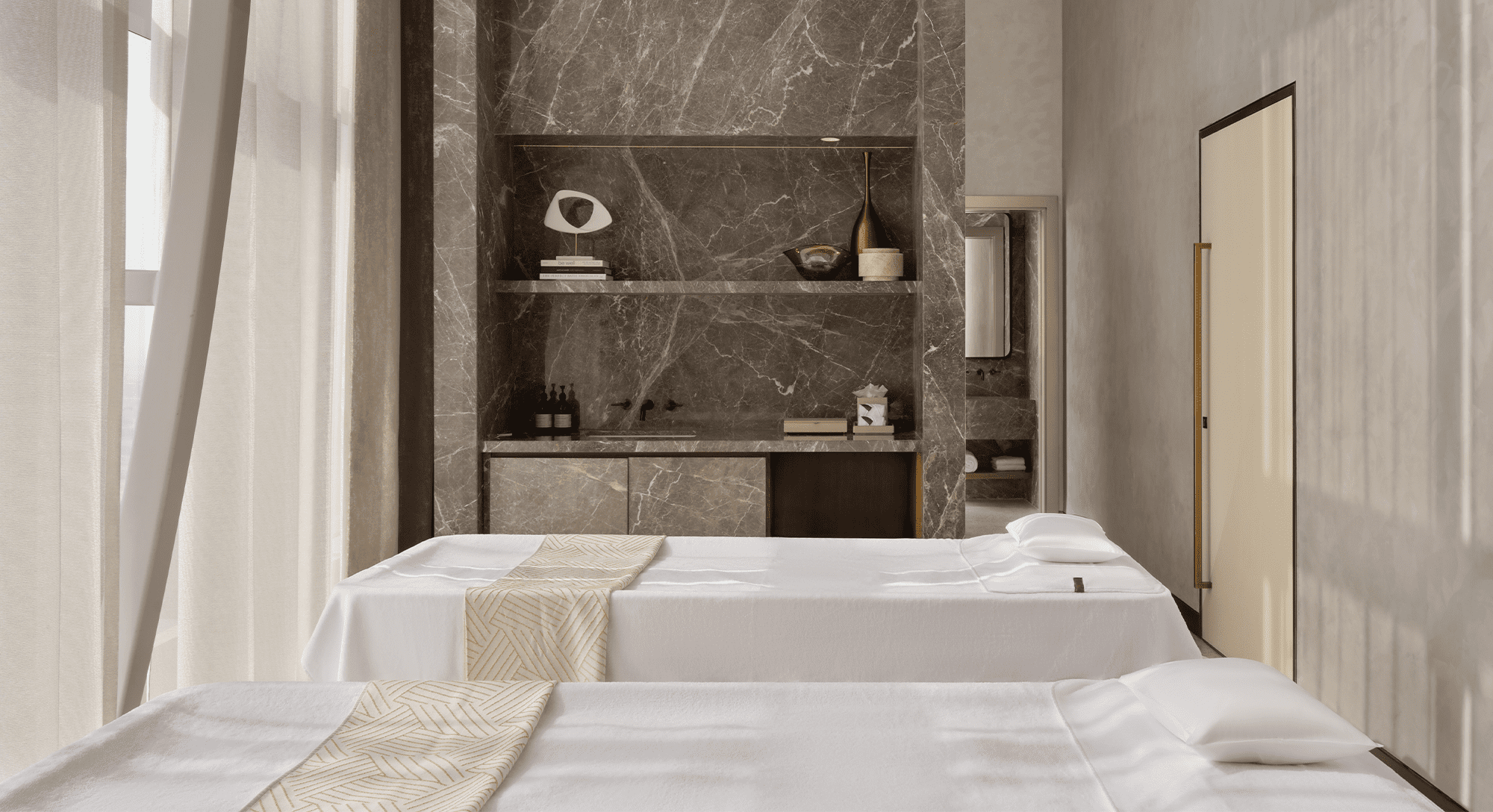 Explore SO/ Uptown Dubai Hotel | Bold Design and Vibrant Luxury